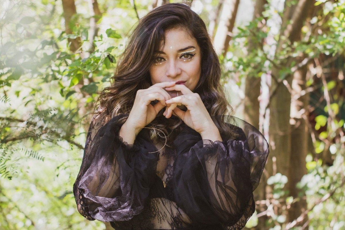 Cheryl Rivera usa su eterna pasión por la música para reflexionar sobre ...
