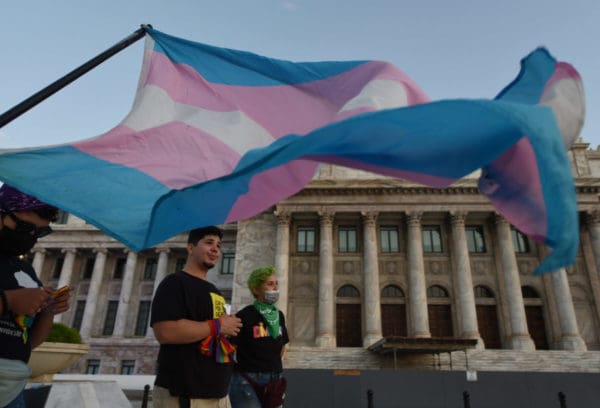 Mariana Bracetti Cuevas: más que bordar una bandera - Todas
